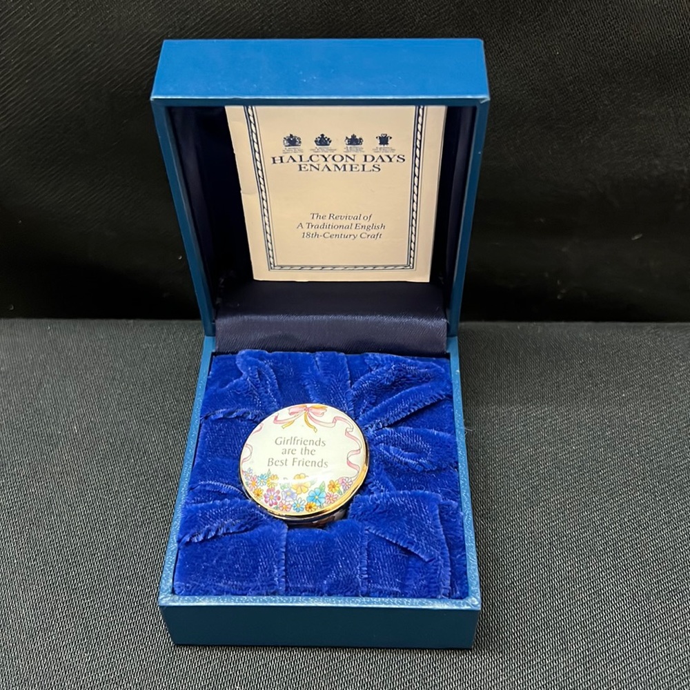 Halcyon Days Enamels Girlfriend Are The Best Friends … - Gem